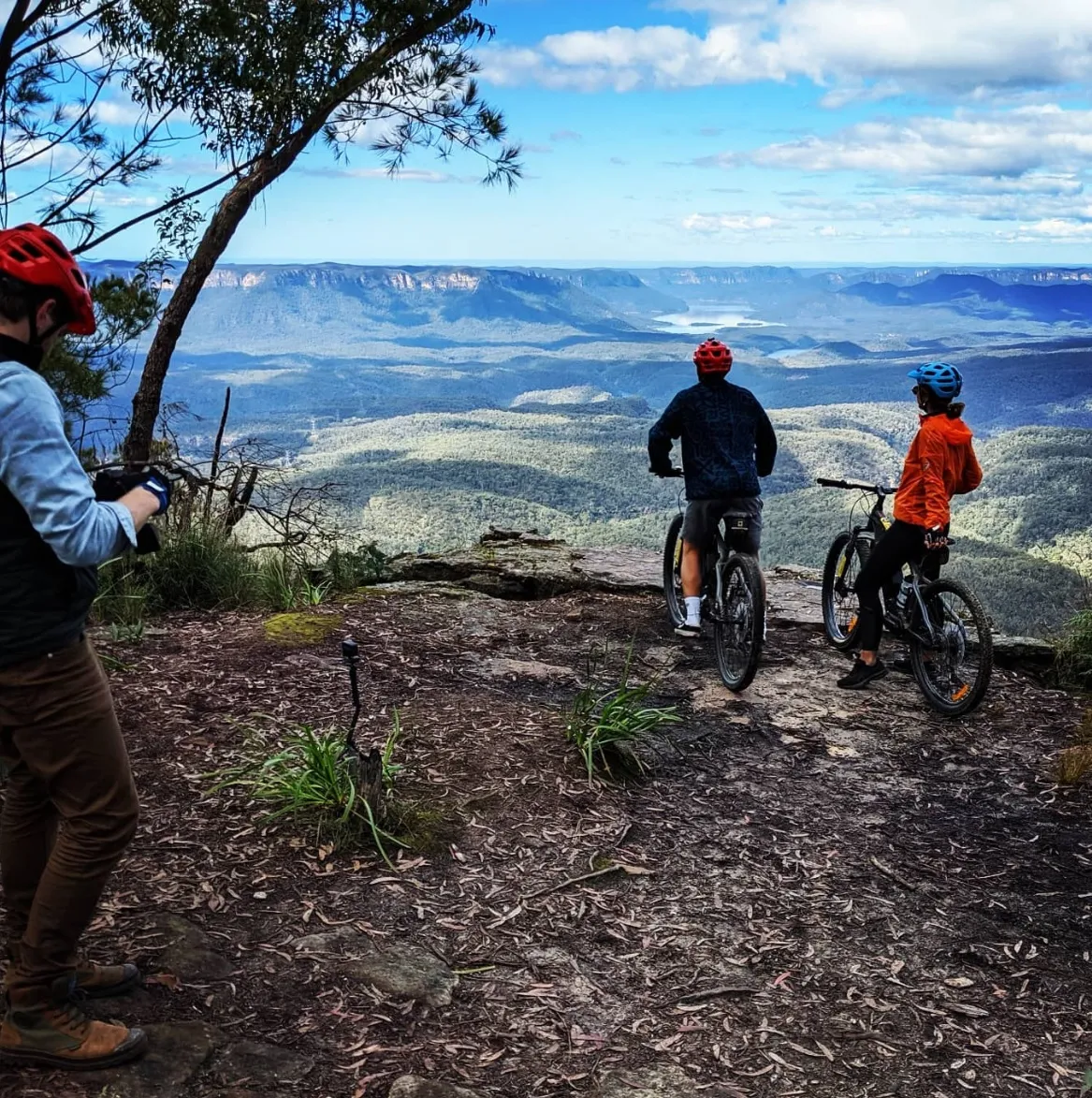 Exploring the Blue Mountains by Bike: Trails and Tips